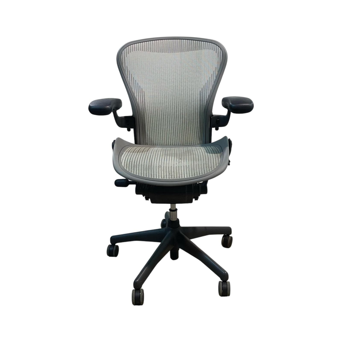 Refurbished Herman Miller Aeron Graphite Mesh — Zero Office Furniture