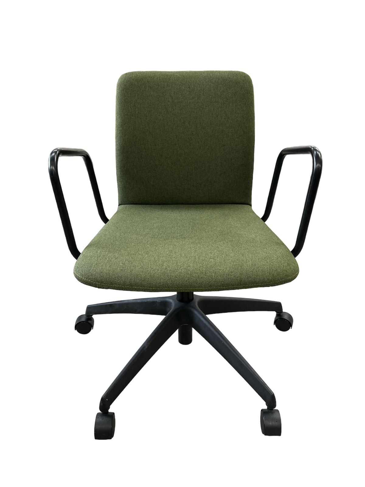 Refurbished BOSS Arran Swivel Chair - Green — Zero Office Furniture